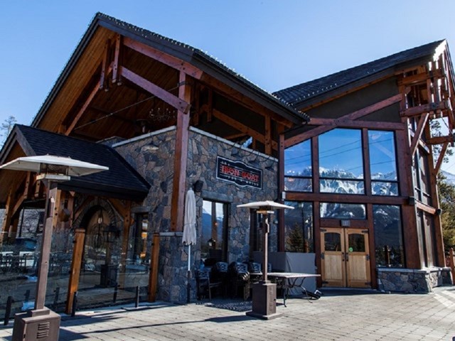Iron Goat Pub and Grill | Canmore Kananaskis